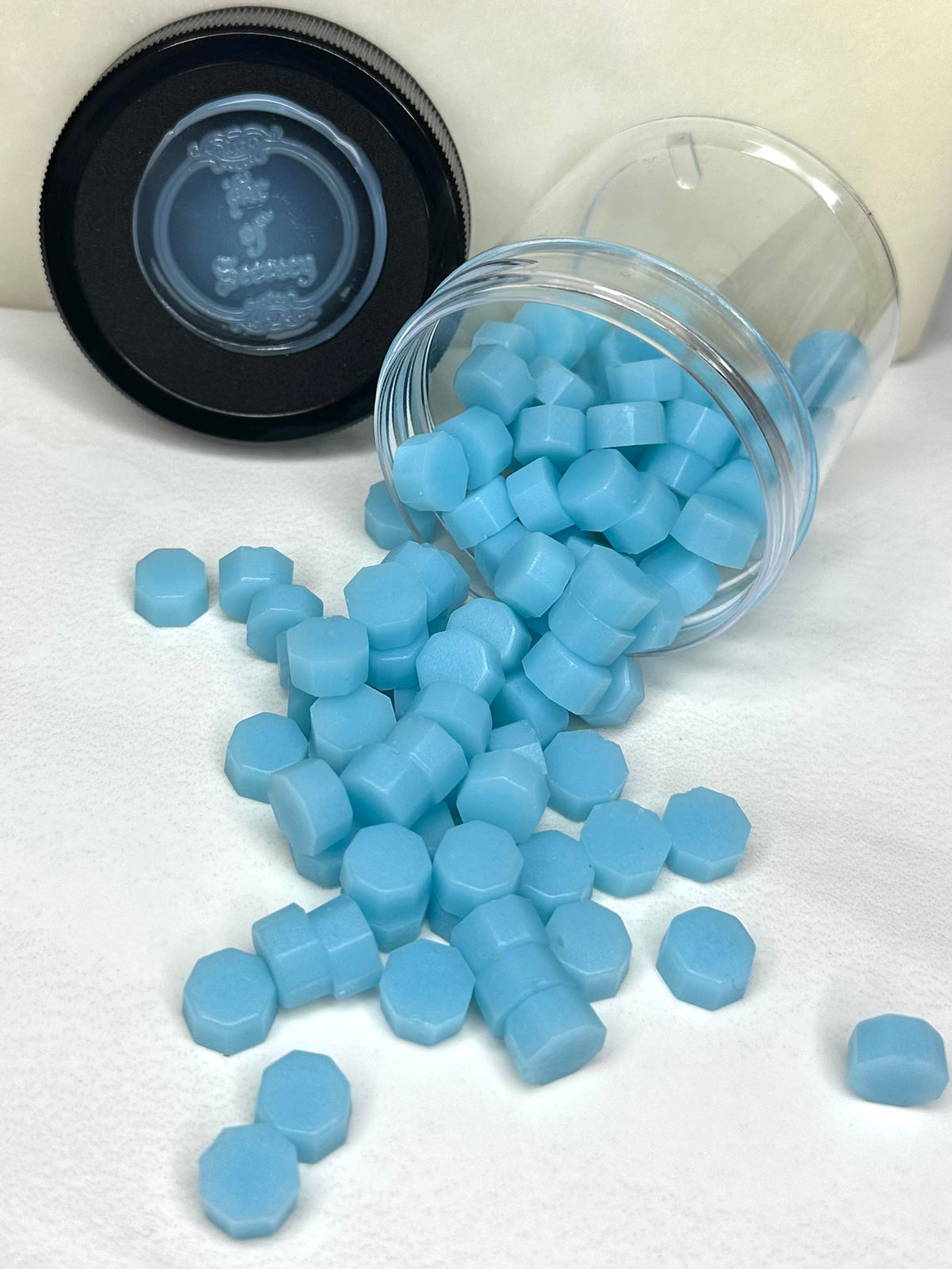 100 Count Bodacious Blue Sealing Wax Beads– Air Of Secrecy Wax Shop